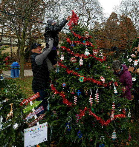 Brookfield Zoo Tree Trimming